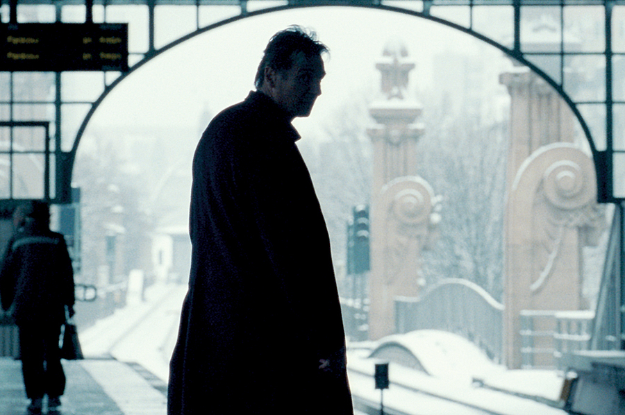 Unknown Movie Review (2011) | The Movie Buff